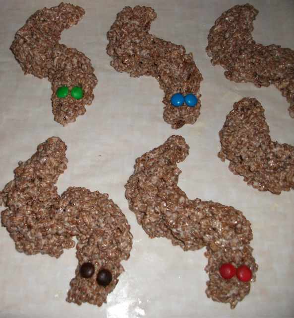 How to Shape Rice Krispies Treats - Delishably