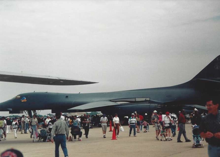 The Story of the B-1 Bomber: From 1964 to Today - HubPages
