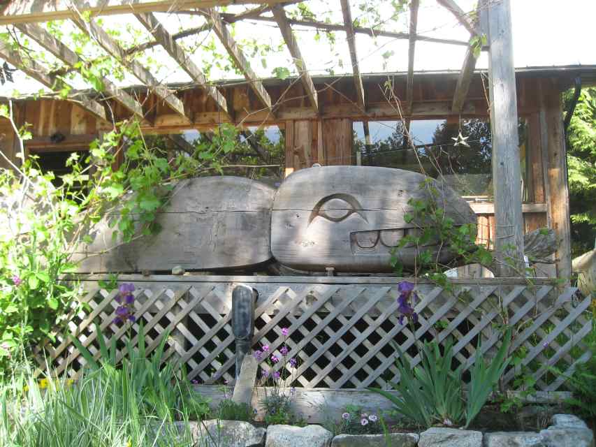 Carving a Native Kwakwaka'wakw Totem Pole With Rupert Scow - HubPages