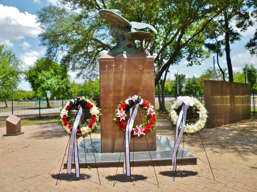Harris County War Memorial Monument in Bear Creek Park - HubPages