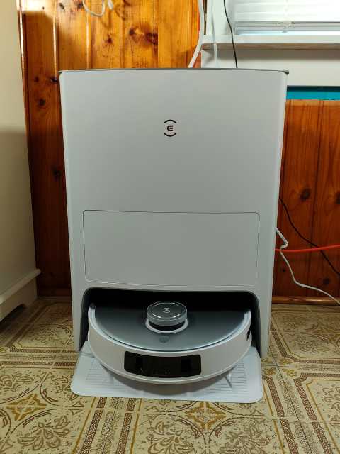 Review of the DEEBOT T20 OMNI Robot Vacuum - HubPages
