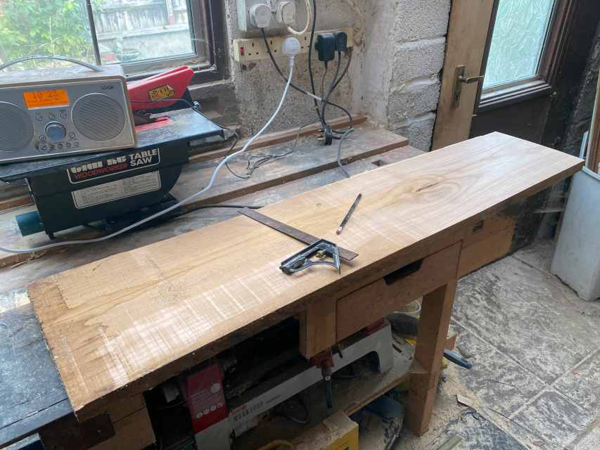 How-to Make Heavy Duty Wooden Wall Brackets - HubPages