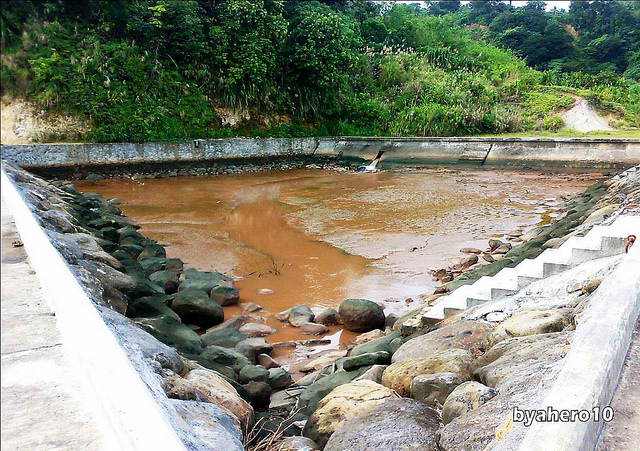 Amazing Travel in the Philippines - The Hot Springs of Albay - HubPages