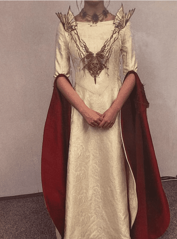 Alicent Hightower’s 7 Best Costumes From Season 1 of “House of the Dragon” - HubPages