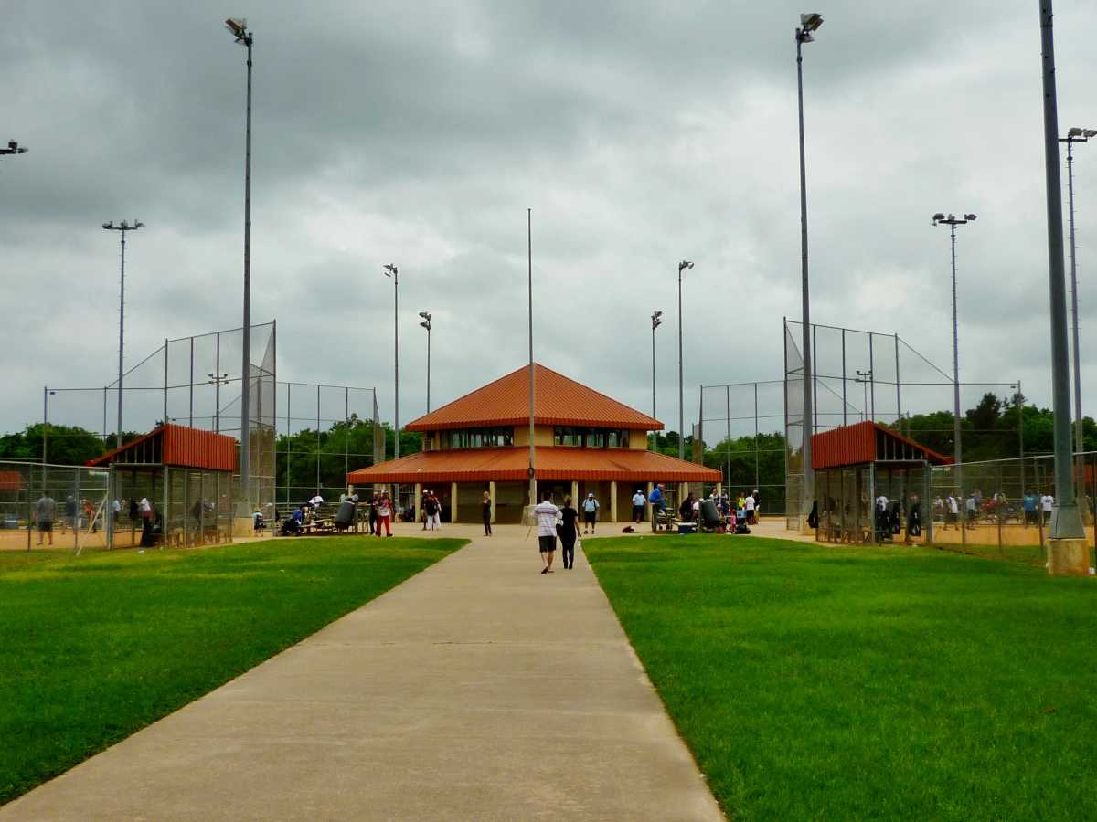 Are Dogs Allowed In Zube Park Soccer Fields