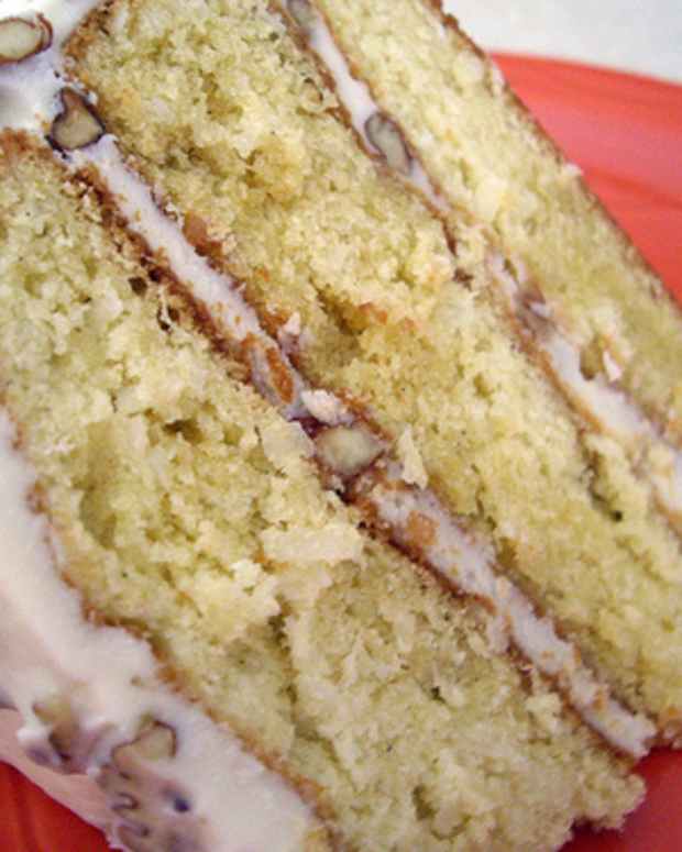 How to Make an Italian Cream Cake for a Special Occasion - Delishably