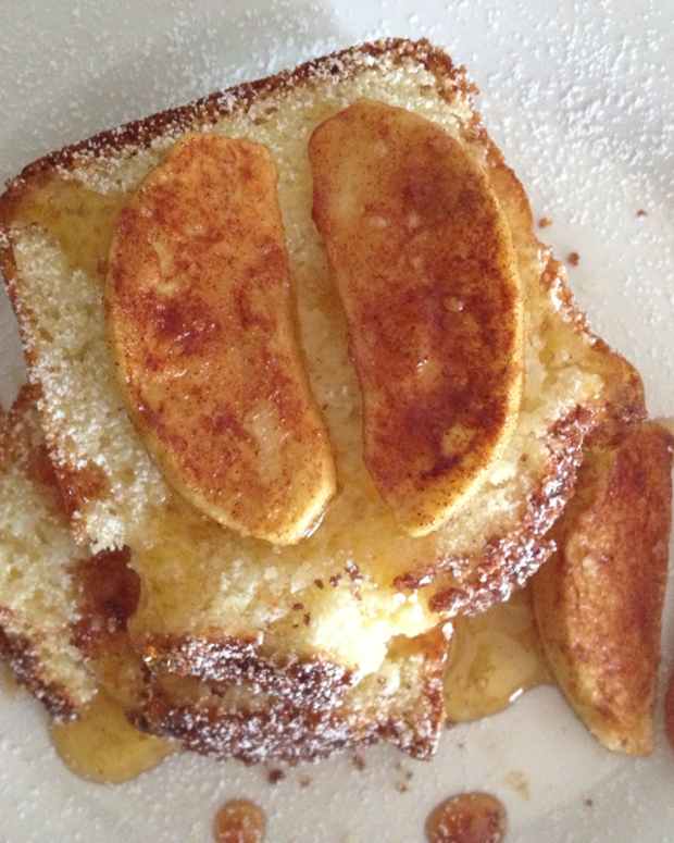 How to Properly Cook Southern Cornbread - Delishably