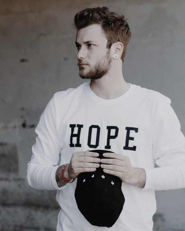 Don’t Touch Me! A Guide to Understanding Touch Aversion & Tactile ...