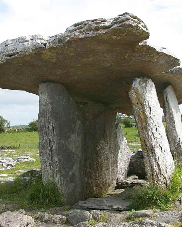 Tumpeng: A Traditional Indonesian Dish for Celebrations - HubPages