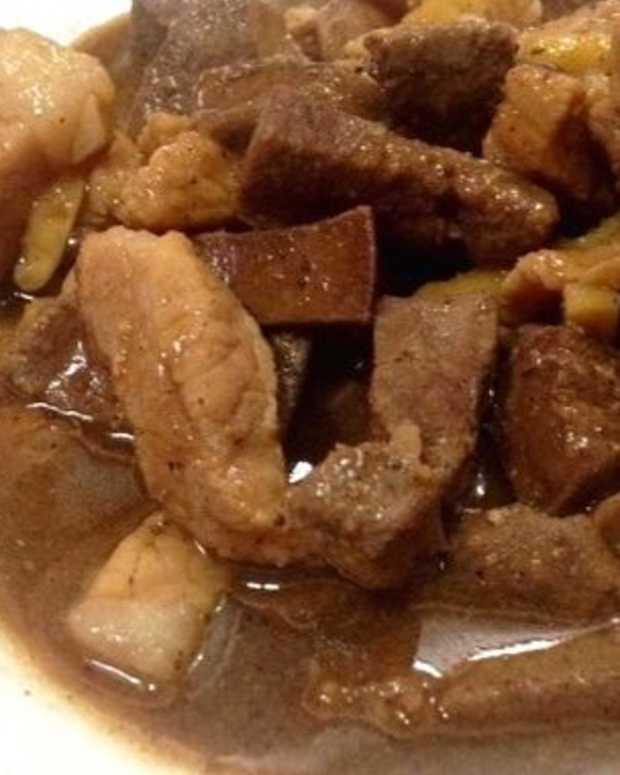 Kalderetang Kambing Recipe (Filipino Goat Stew) - Delishably