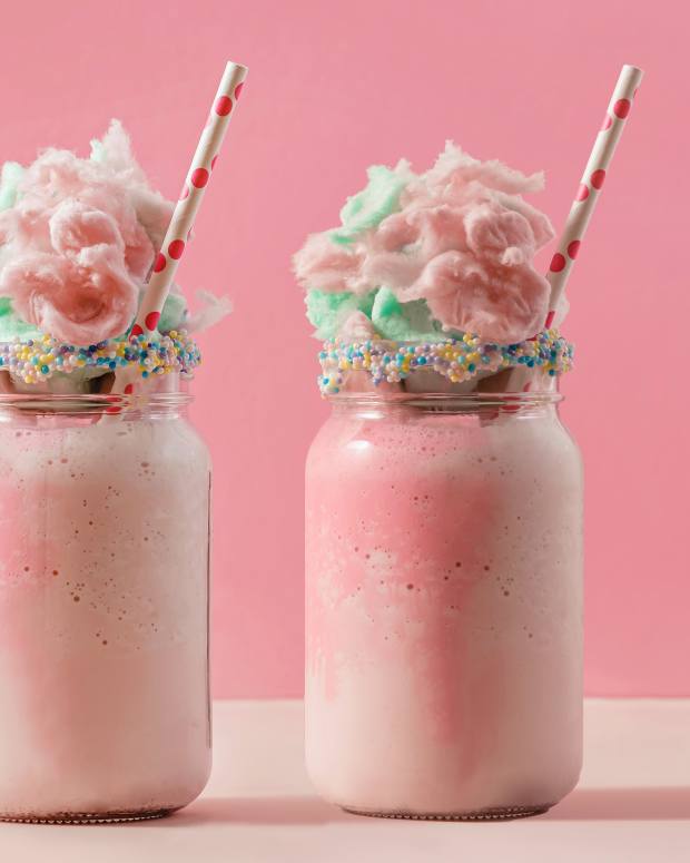 Healthy Cotton Candy Smoothie Trick Is a True Stroke of Genius ...