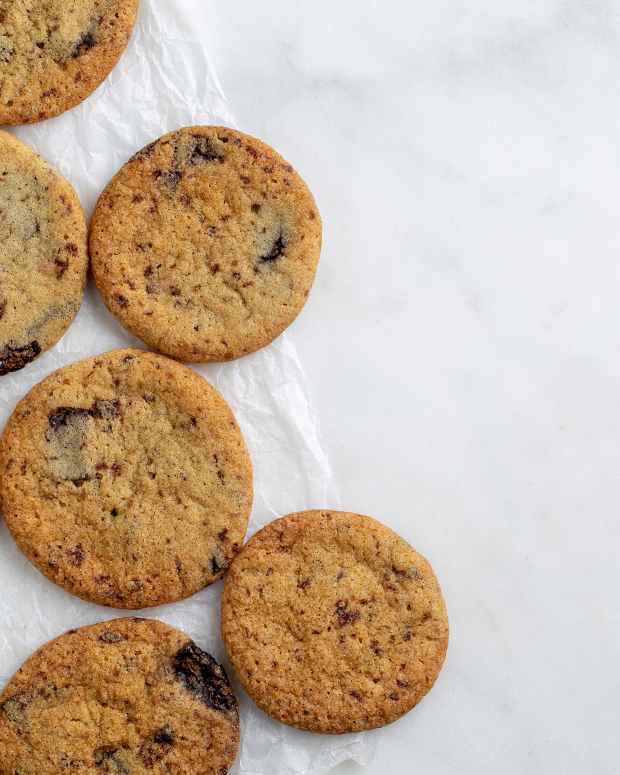 Mom Makes 200 'Snow Day Cookies' and It's a Miracle She's Still ...