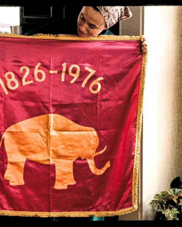 The Twelve Folds of the American Flag - HubPages