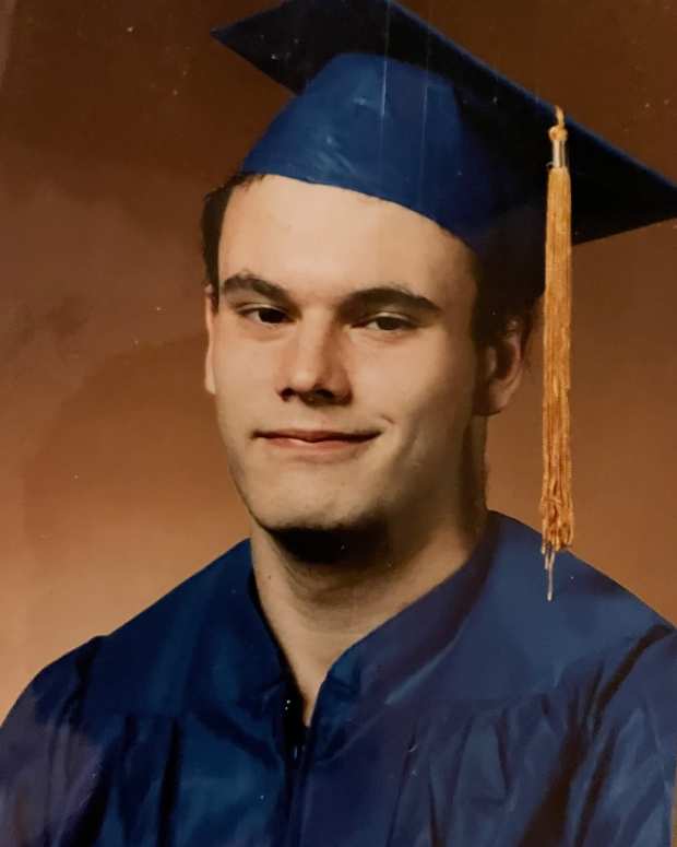 Woman Sees Shadow Man Pacing Non-Stop In Front of Her Home - HubPages