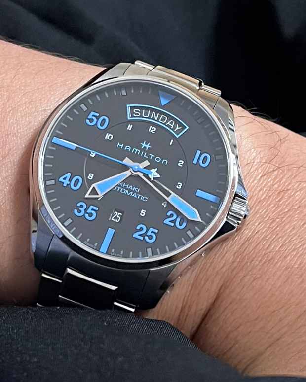 Woman Sees Shadow Man Pacing Non-Stop In Front of Her Home - HubPages