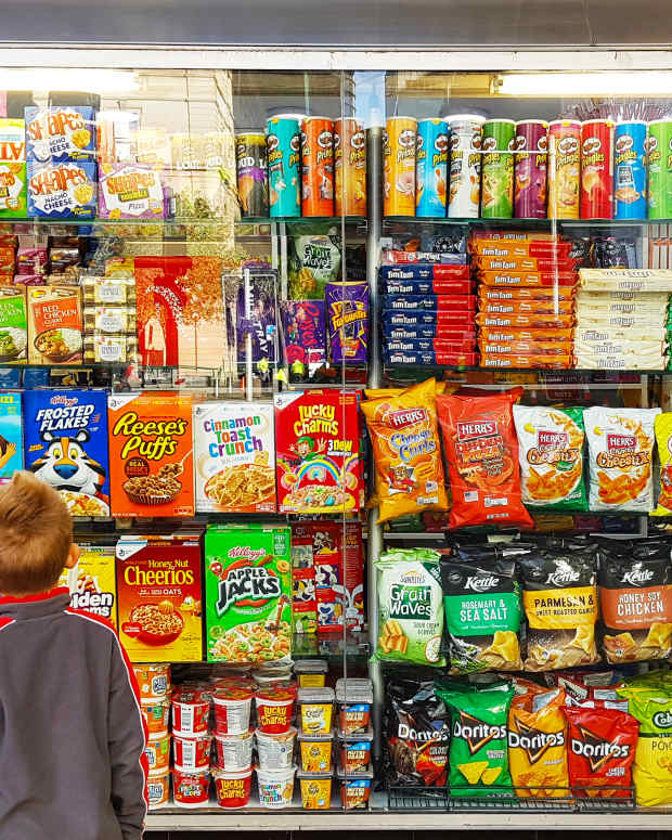 Precious 'Hello Kitty Snacks' Are Our Childhood Dream Come True ...