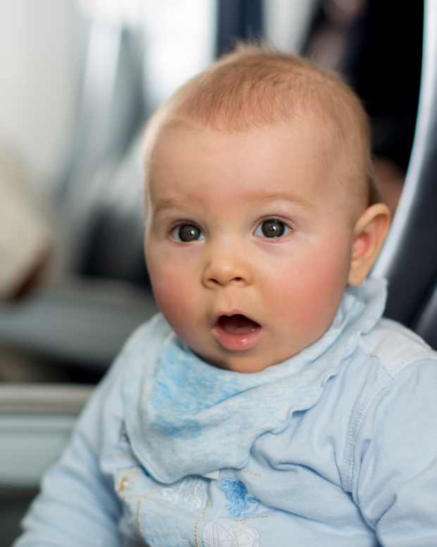 Woman's Adorable 'Staring Contest' With Baby on Her Flight Is Too ...