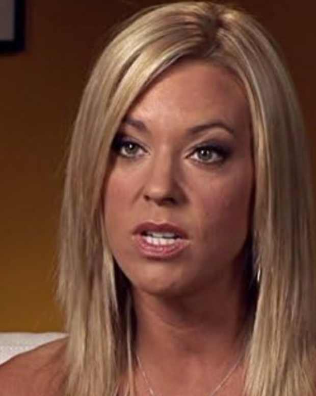 Resurfaced Video Shows How Hard It Was for Jon and Kate Gosselin To ...