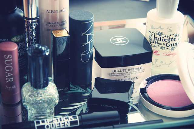 Cosmetic Expiry Chart and How to Extend Makeup Shelf Life - HubPages