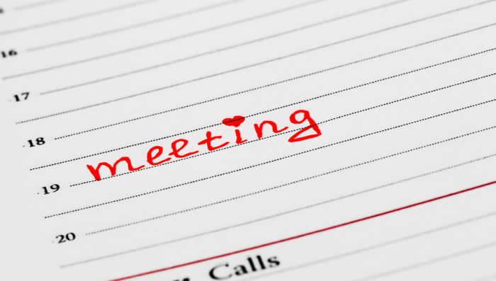 When Should Women Initiate Date Plans? - HubPages