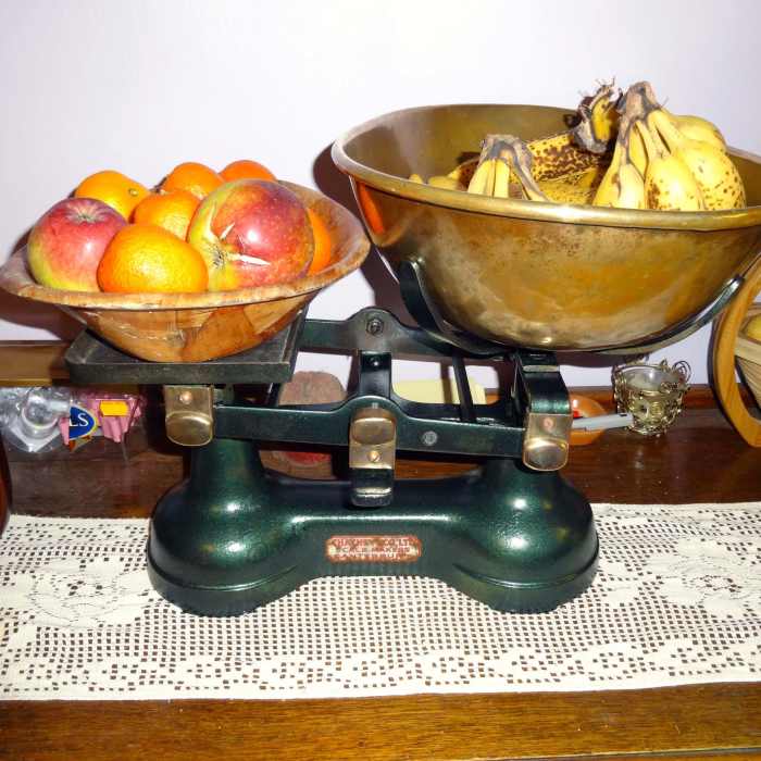 How to Restore & Repurpose an Old Scale Into a Fruit Bowl - HubPages