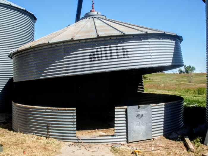 How to Disassemble a Grain Bin: Picture Tutorial - Dengarden