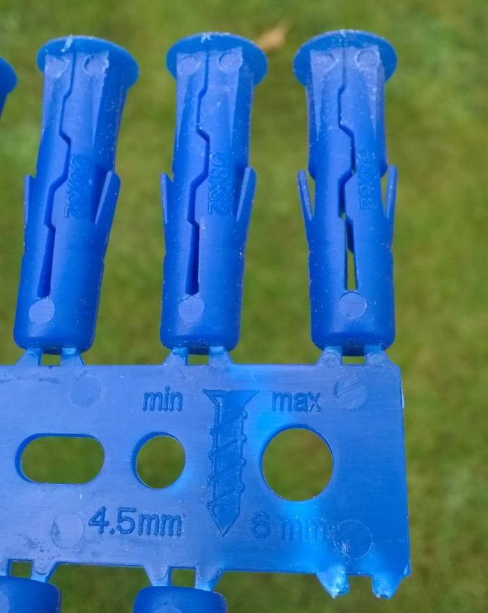 8 Types of Wall Anchors and Fixings for Mounting Stuff on Walls - HubPages