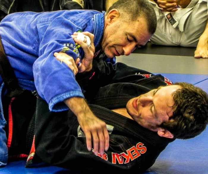 Unconventional Side Control Escapes: A BJJ Tutorial - HubPages