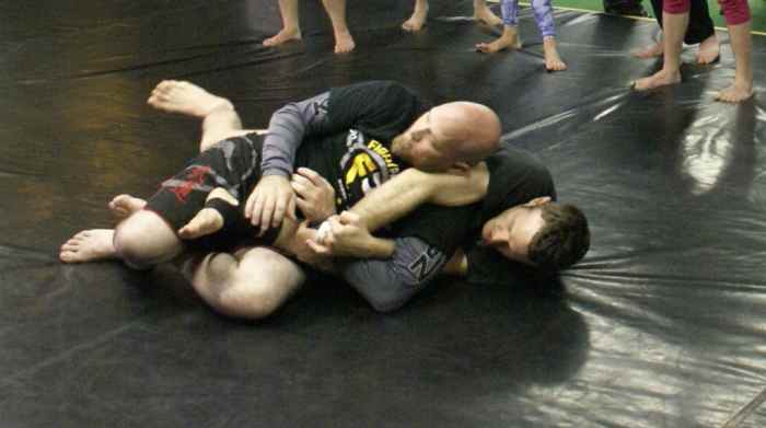 How to "Catch the Trail Arm" and Get the Kimura Grip: A BJJ Tutorial ...