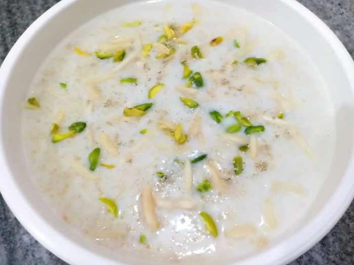 How to Make Meetha Daliya (Sweet Wheat Porridge) - HubPages