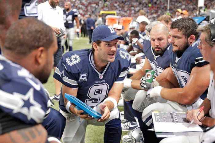 Tony Romo: More Than a Quarterback - HubPages