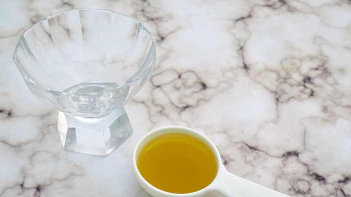 Oil Pulling Benefits, Side Effects and Dangers After 14-Days Use ...