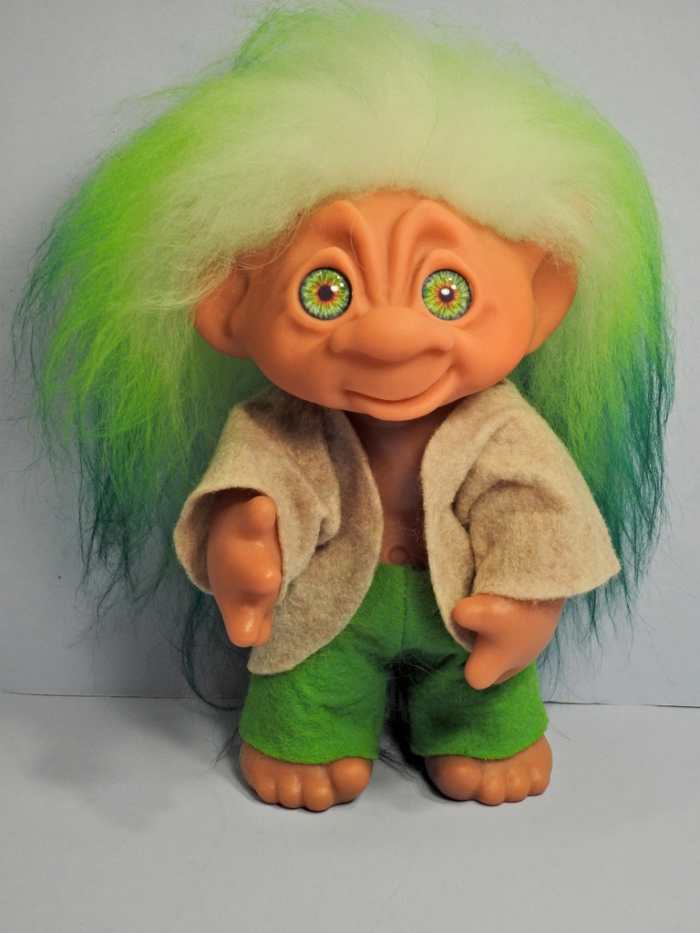 Troll Doll Hair Removal and Replacement Tutorial - HobbyLark