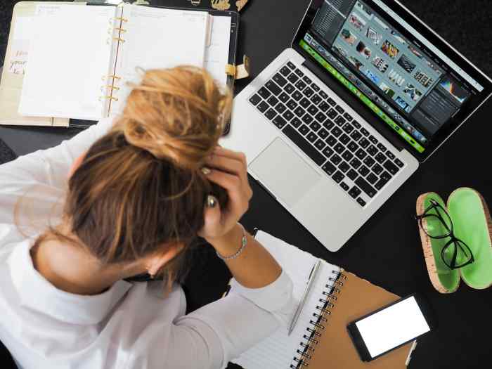 How to Deal With Workplace Resentment and Job Burnout the Right Way ...