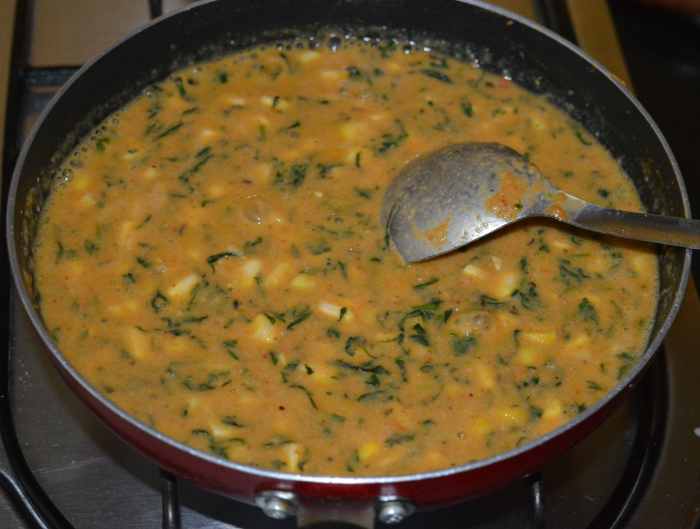 How to Make Corn Methi Masala Curry (Recipe) - Delishably