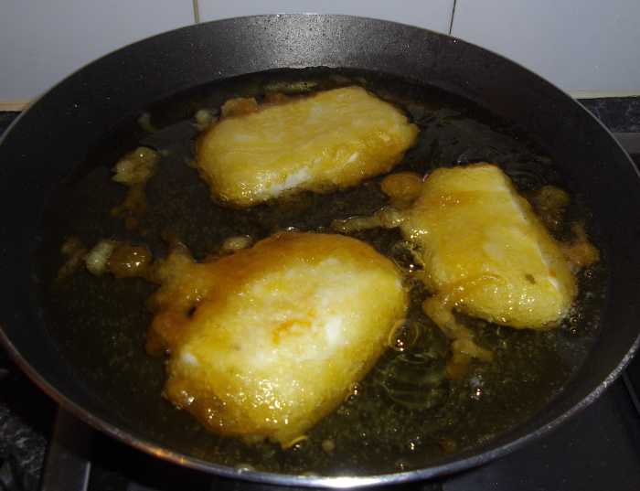 How to Make Battered Halloumi Cheese (Veggie Fish and Chips) - Delishably