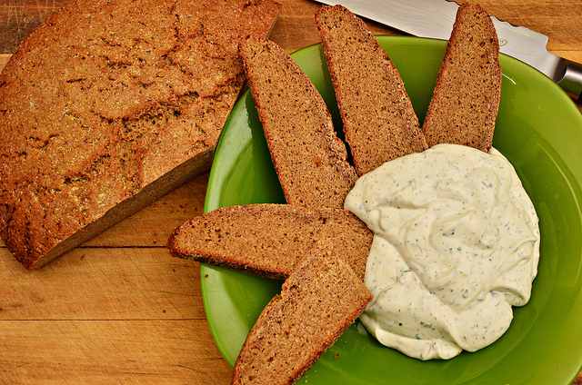 15 Fast, Cheap, and Easy Dip Recipes for Your Next Party - HubPages