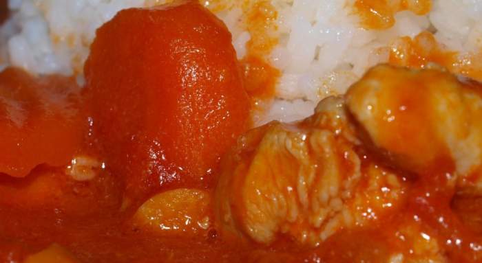 How to Cook Kalderetang Manok/Chicken Caldereta (a Filipino Dish ...