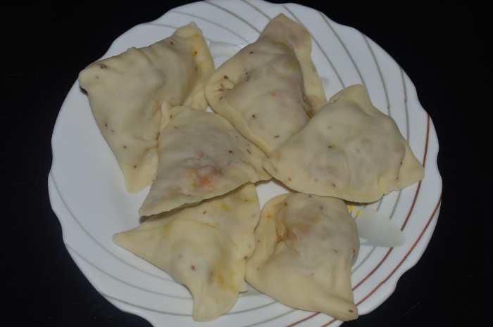 Delicious Vegetable Samosas: Popular Indian Snack Recipe - HubPages