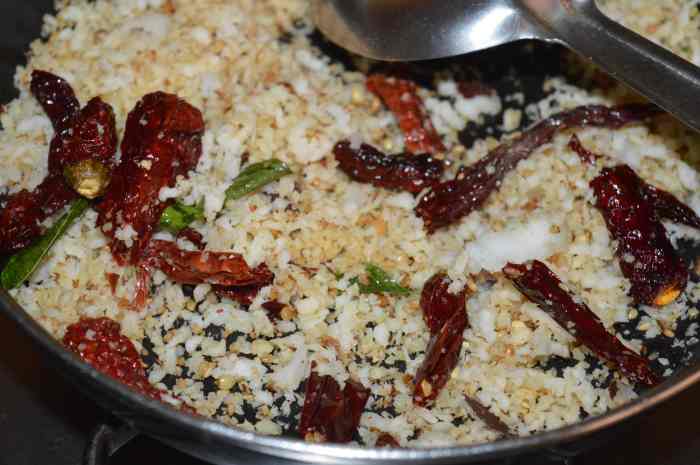 How to Make Bitter Gourd Chutney (Hagala Kayi Chutney) - Delishably