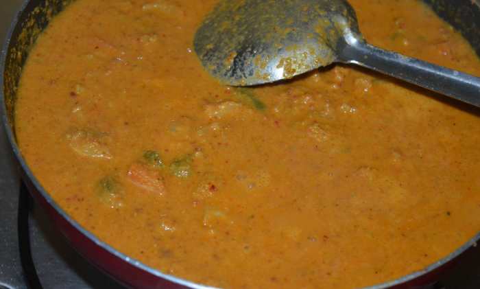 Indian Mixed Vegetable Red Curry Recipe - HubPages