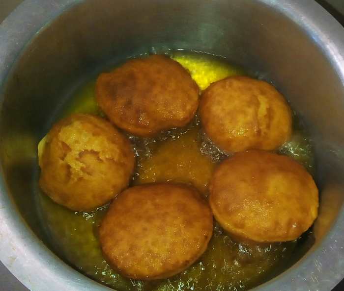 East African Mandazi/Mahamri Recipe - HubPages