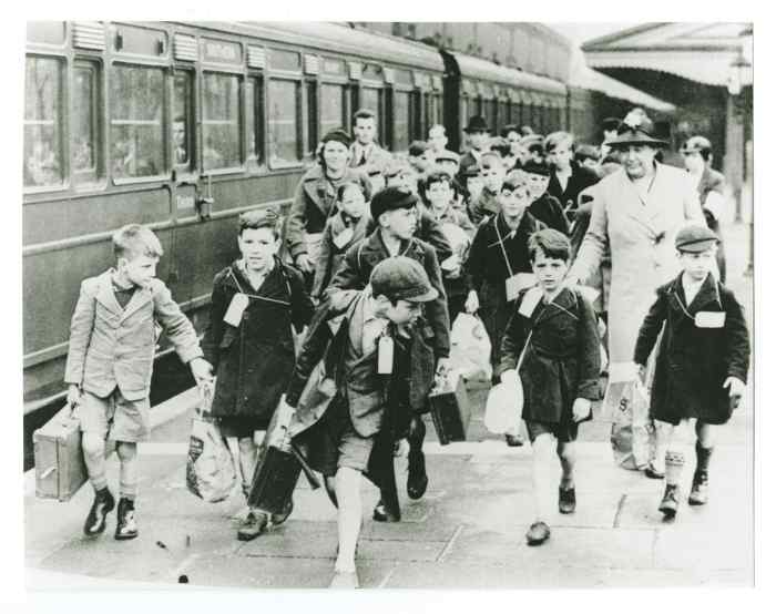 Displaced Children: Victims of World War II - HubPages