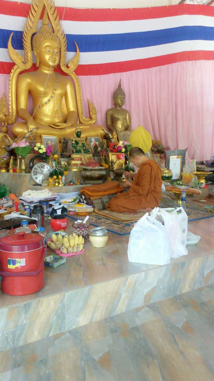 What Is a Buddhist Car Blessing Like? - HubPages