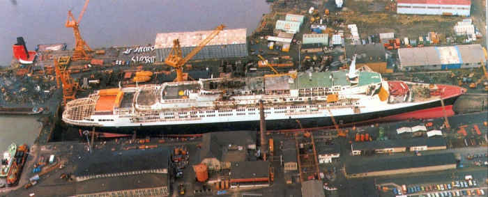 What Happened to the QE2? - HubPages