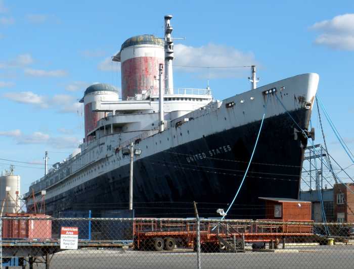 The Last Ocean Liner: Whatever Happened to the SS United States? - HubPages
