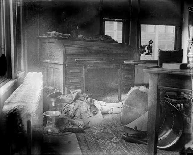 Spitting in America: Spittoons of Yesterday, a Photo Gallery - Owlcation