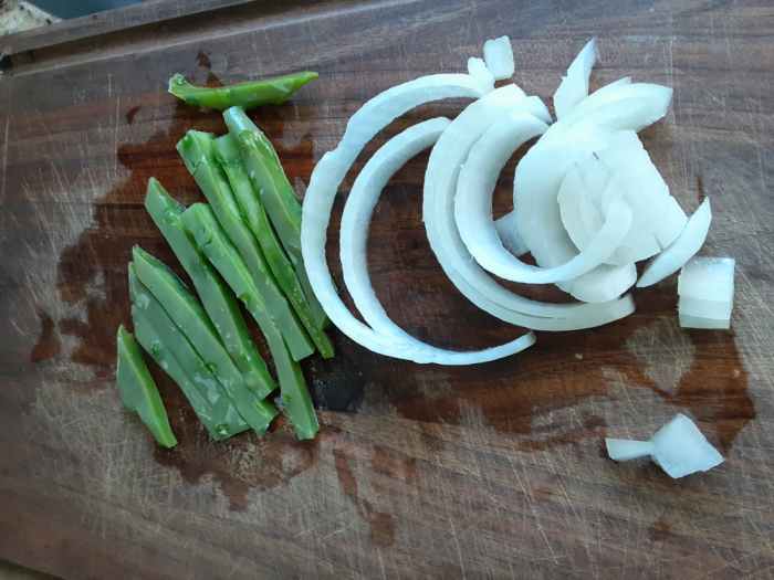 How to Safely Collect and Cook Prickly Pear (Pear Cactus) - HubPages