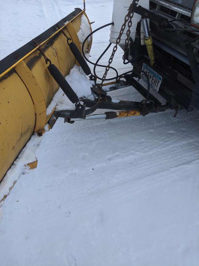 How to Use a Truck-Mounted Snowplow to Move Snow Into Piles - HubPages