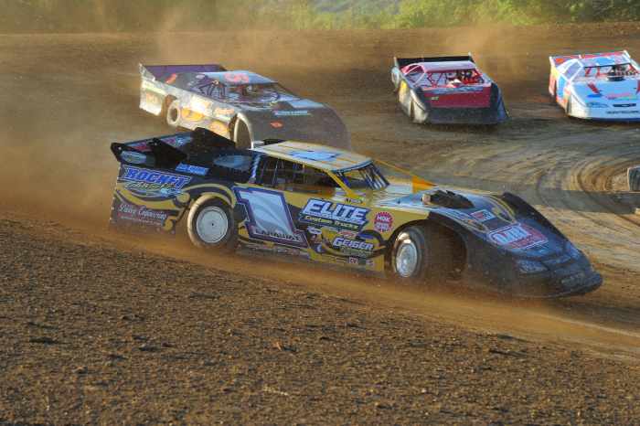 The Total Novice's Guide to Dirt Track Racing - HubPages